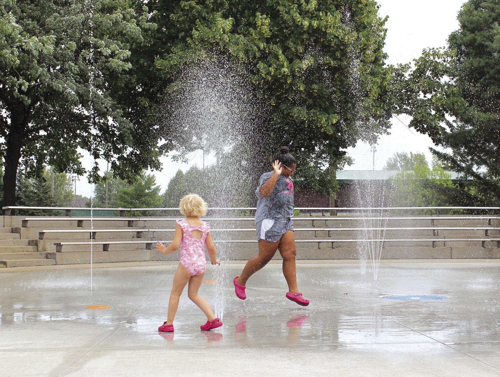 Splash Pad & Bennett Park - Discover the Range
